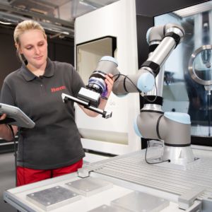 Flexible robot tables with enhanced design and ergonomics | item ...