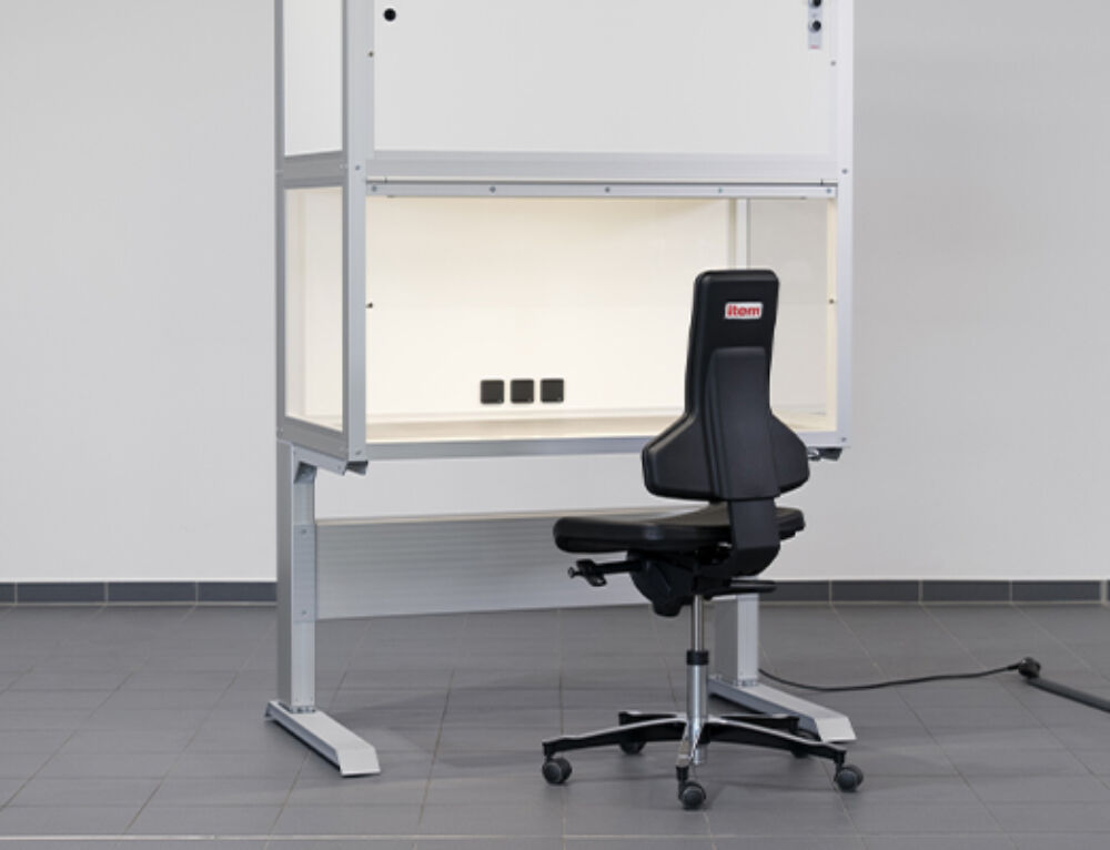 Robot peripherals for cobots - base structures, robot cells and more | item America - News & Stories